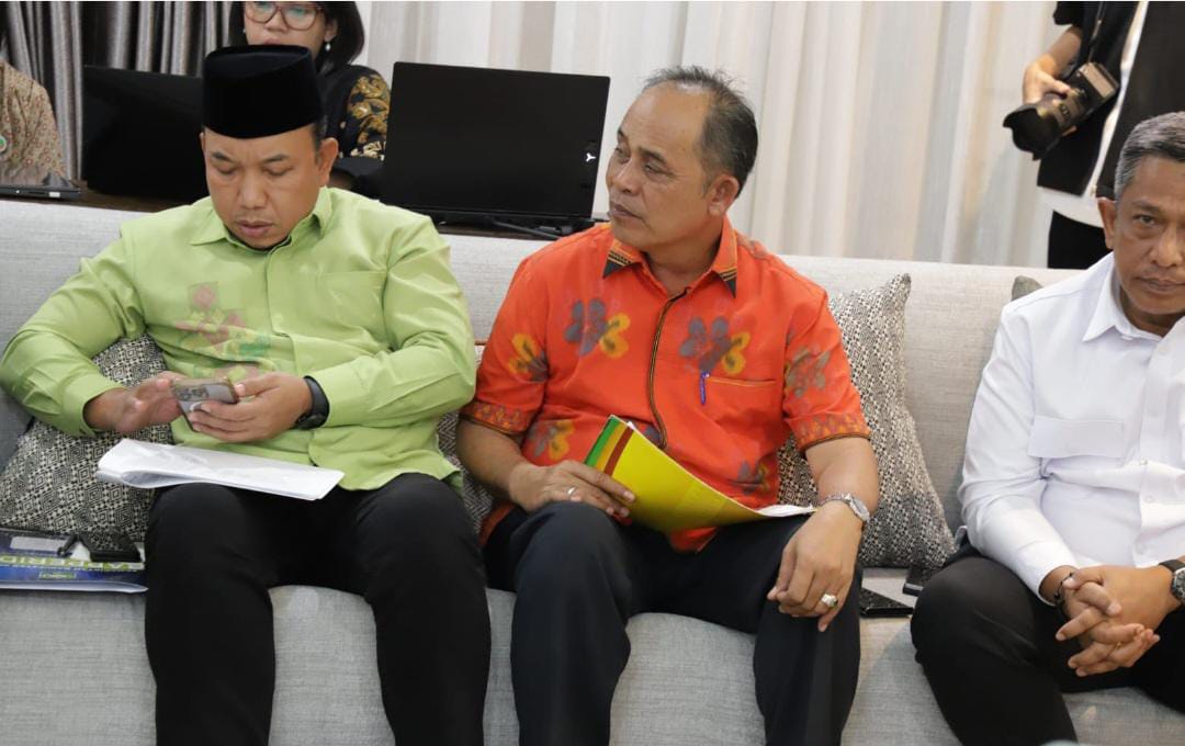 Perjuangkan Status Lahan Masyarakat, Bupati Inhil Audiensi ke Menteri ...